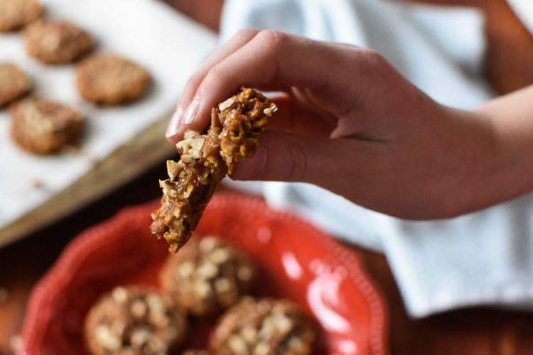 21 Day Fix Pumpkin Oat Cookies - The Foodie and The Fix
